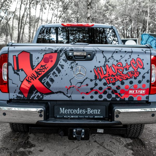 Graffiti Autobemalung für Mercedes Benz